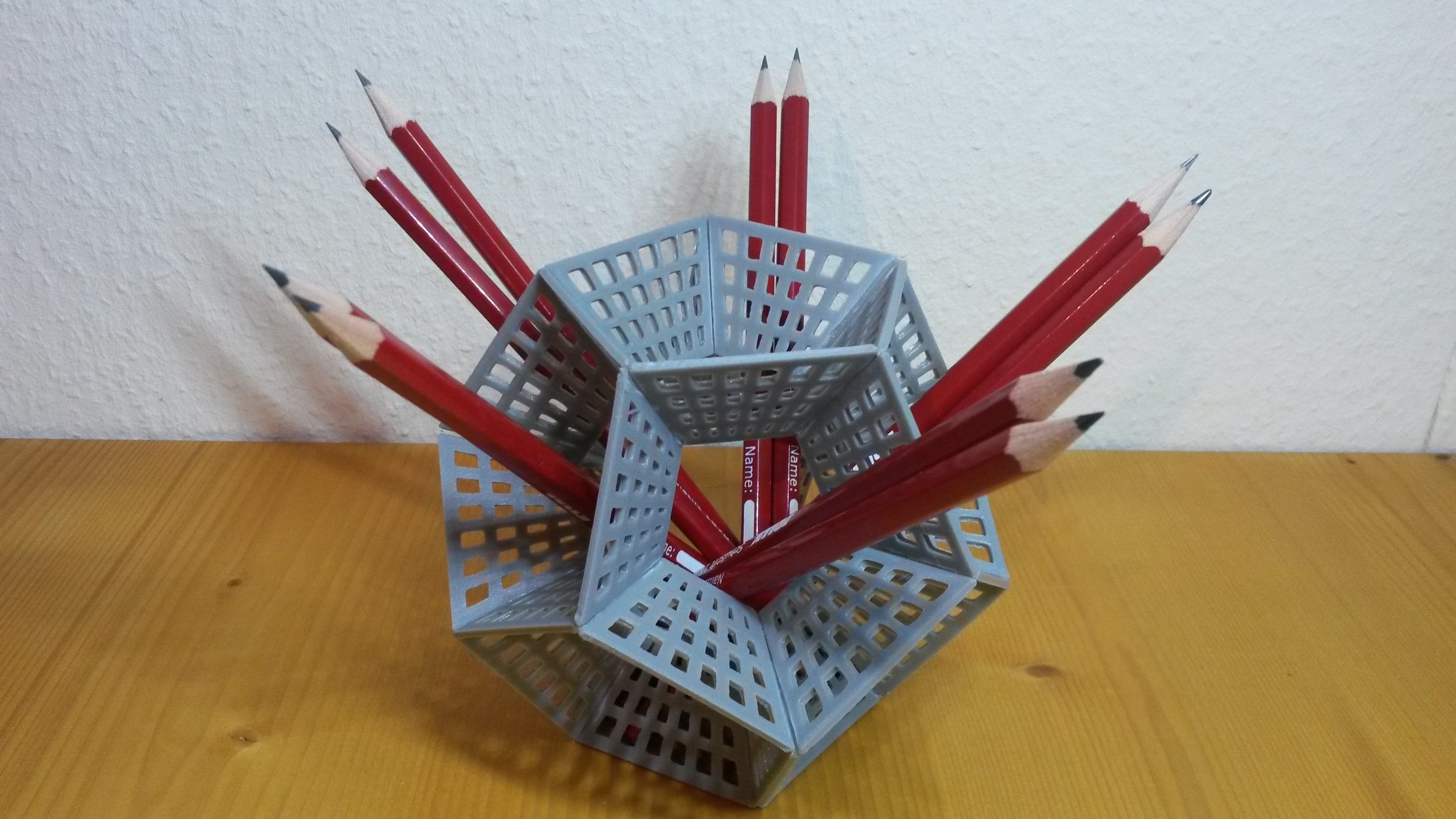 Free STL file Dodecahedron Pencil Holder・3D printing idea to download・Cults