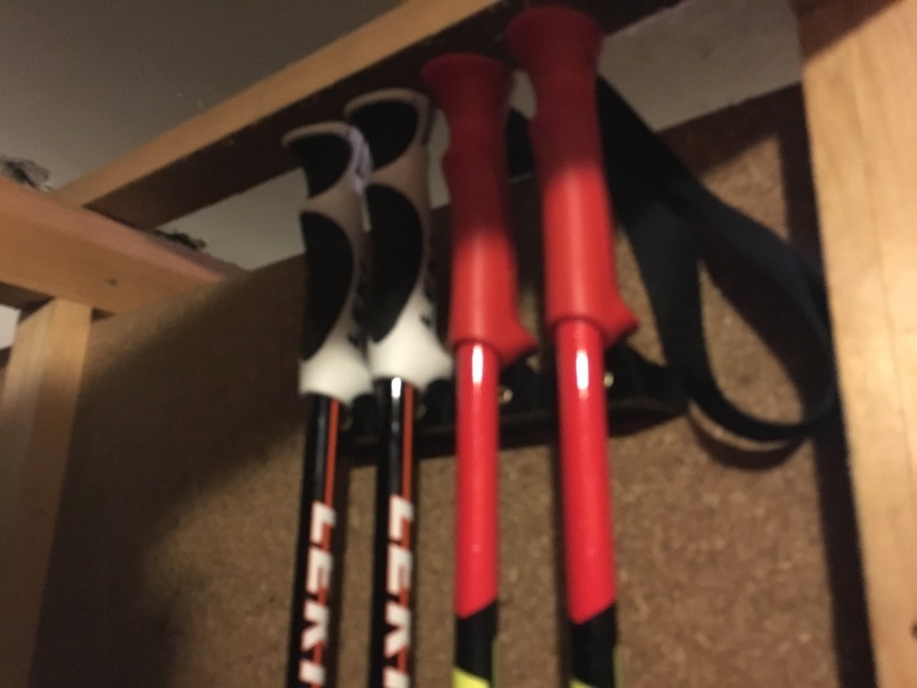 Fichier 3D gratuit Support LEKI sticks - support bâtons LEKI・Idée pour ...