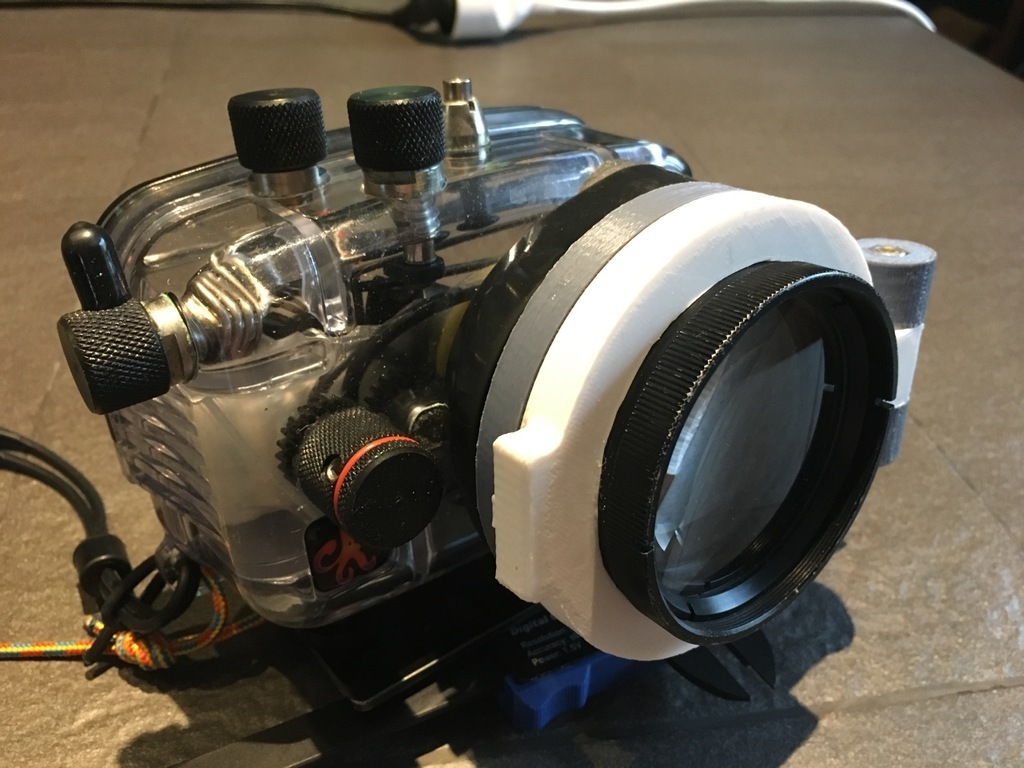 Free 3D file macro lens holder for scuba camera・Object to download and ...