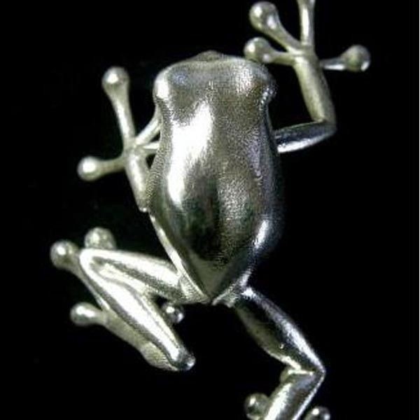 STL file Frog Pendant・3D printing template to download・Cults