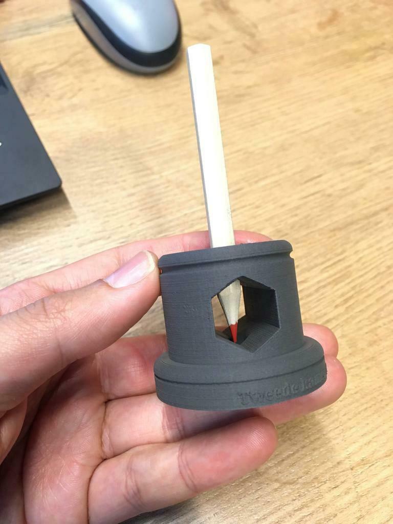 Fichier STL gratuit Rood Stempotlood houder・Modèle imprimable en 3D à ...