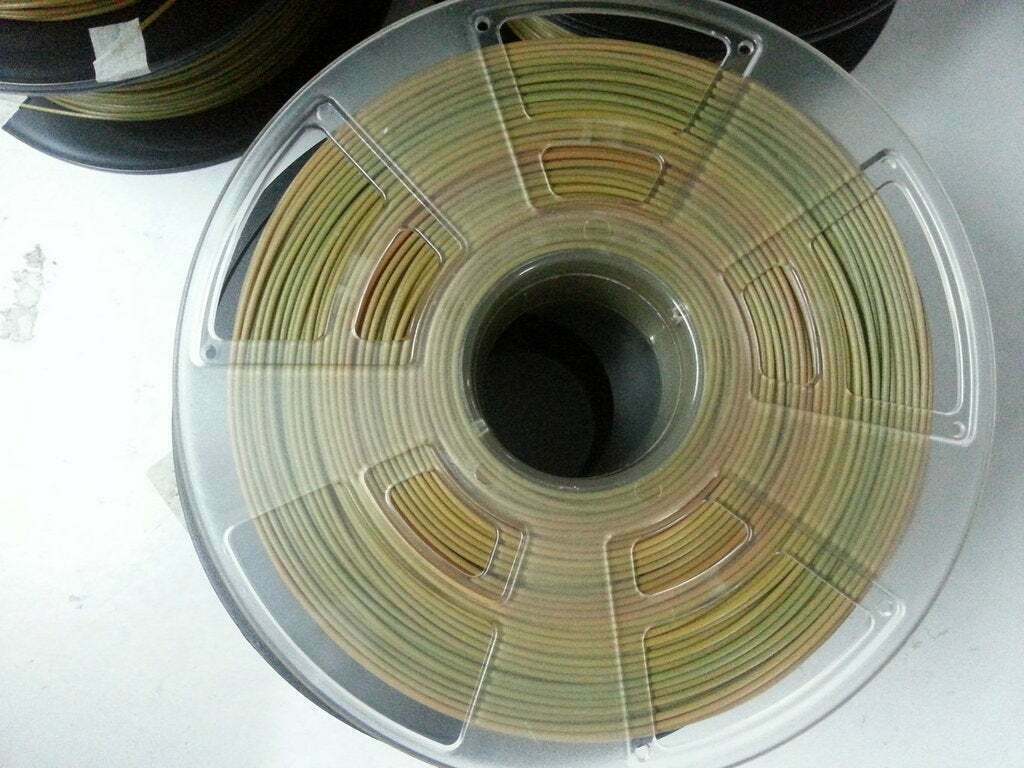 Free STL file cylinder with pla wood from stronghero 🪵・Model to ...