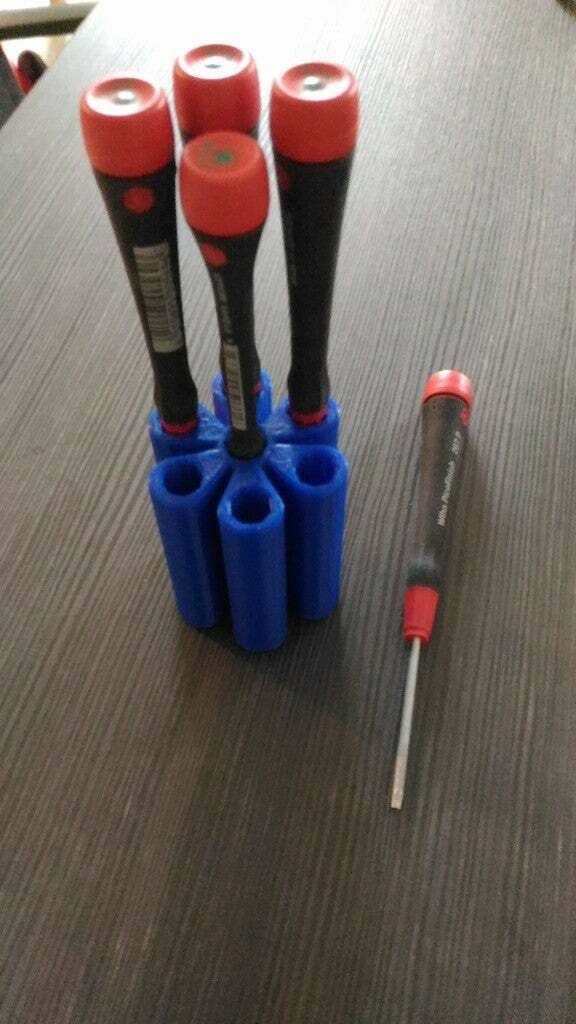 Free STL file screwdriver stand 7 locations・Design to download and 3D ...
