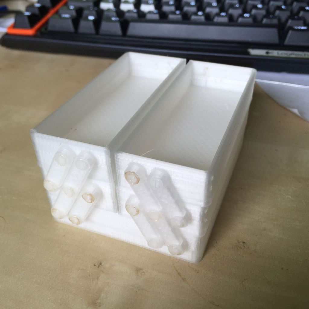 STL file Little Toolbox with opening mechanism 🧰・3D printing design to ...