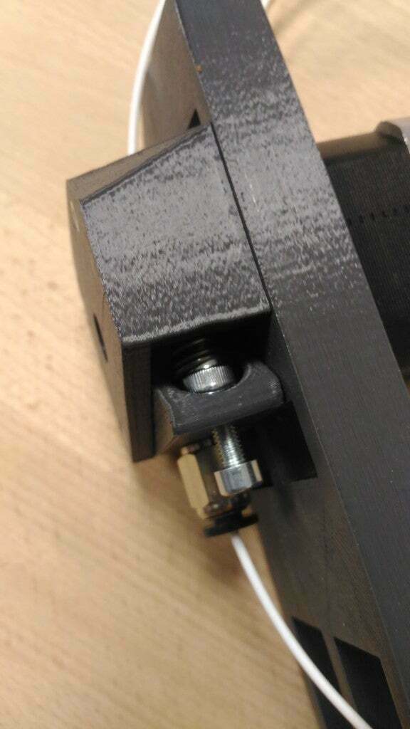 Free STL file Adjustable extruder 🔧・3D printing design to download・Cults