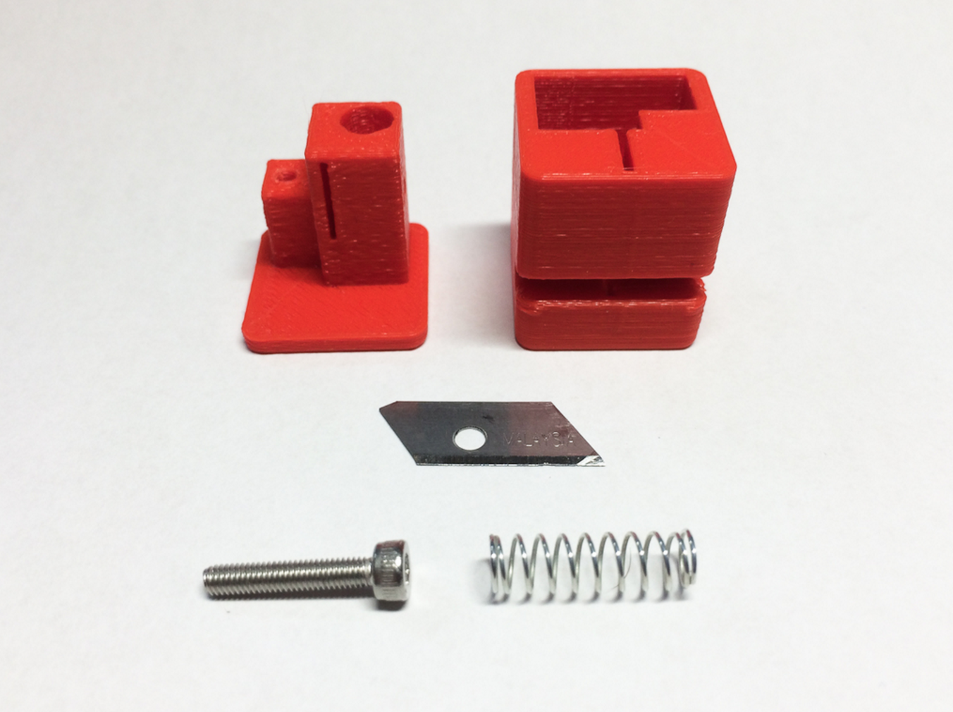 Free STL file Filament Cutter (90° Straight Cut)・3D printing idea to ...