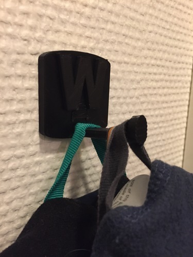 Free 3D file Hanger with W as in Wille 🧥・3D printing template to download・Cults