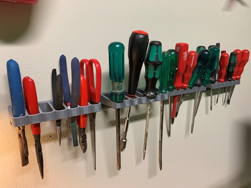 Free 3D file Tool and screw driver hanger 📦・3D printing design to ...