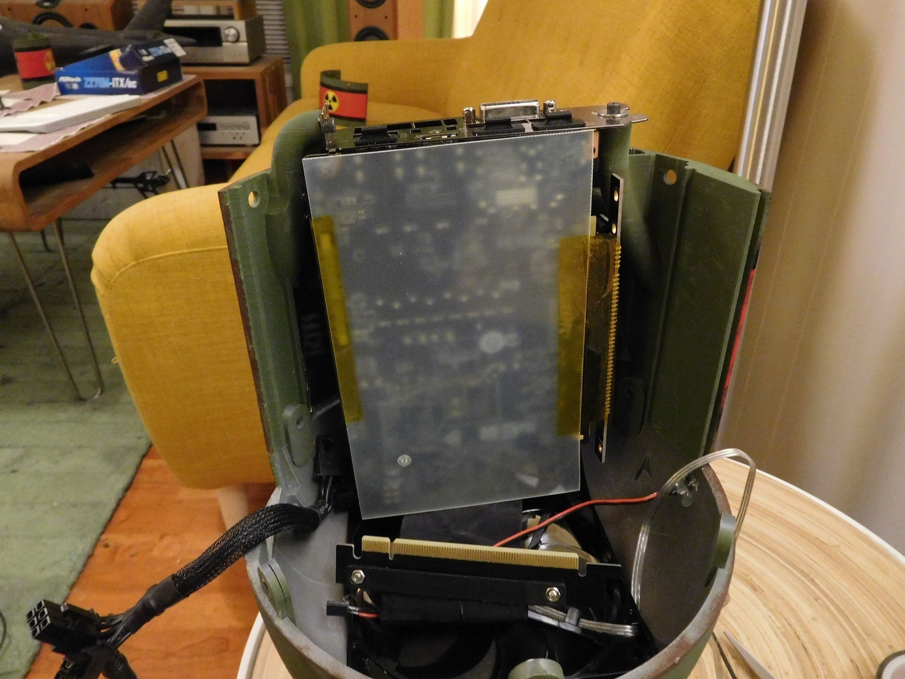 Free STL file Nuclear bomb PC case. "Nuke" 💣・3D printable model to ...