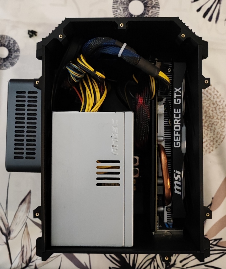 Archivo 3D gratis HJJ LINK eGPU / caja para GPU externa 🔗・Objeto de ...