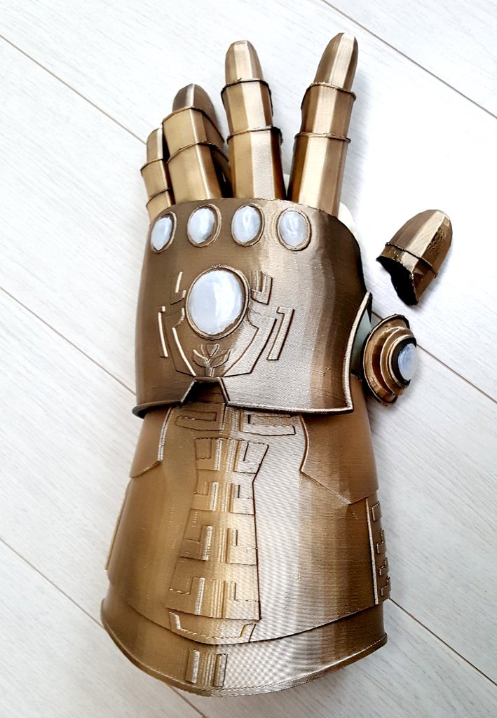 Free STL file Gauntlet for kids・3D printable model to download・Cults