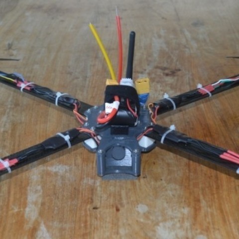 3D printable Q3D 220 FPV Racing Frame • made with XYZ Jr01 ・ Cults