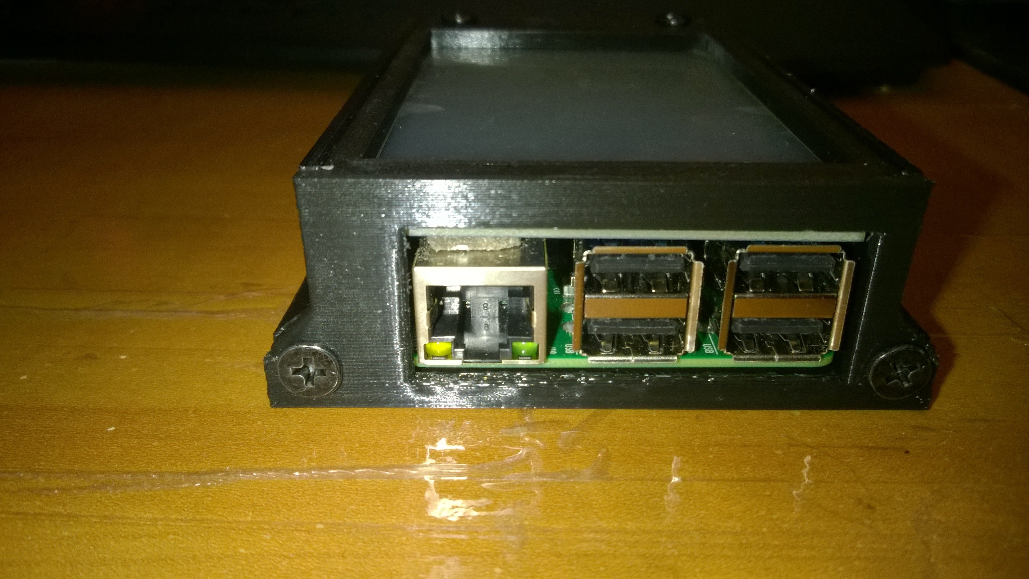 Fichier STL gratuit Raspberry pi 3 boitier + écran 4 pouces・Objet ...