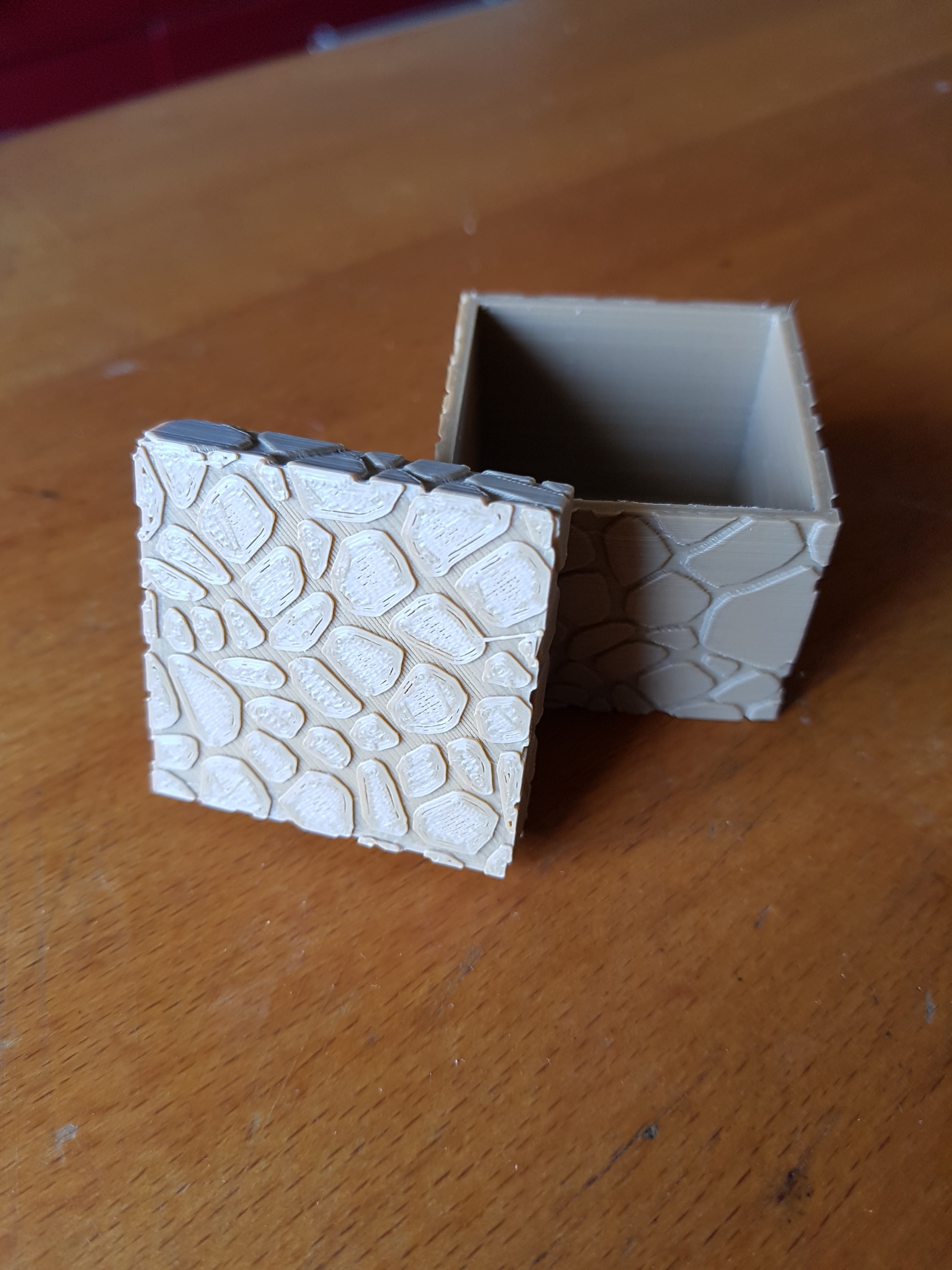 STL file little "stone" box. 📦・3D printable model to download・Cults