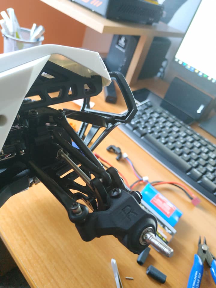 Free STL file Steering knuckles for Wltoys12429・3D print design to ...