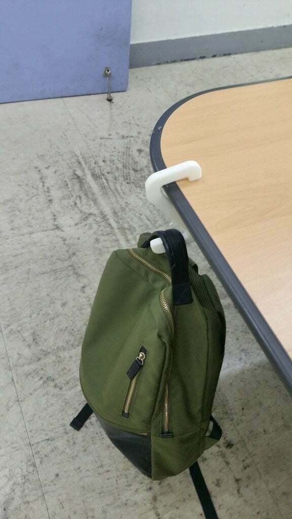 Free STL file maakmake] sHANGER_Backpack desk hanger・3D print design to ...