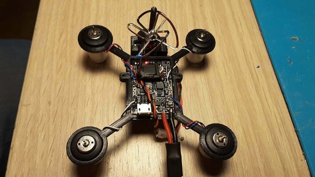 Free STL file Micro FPV Quad-racer 2S 90mm polycarbonate 🚗・3D printing ...