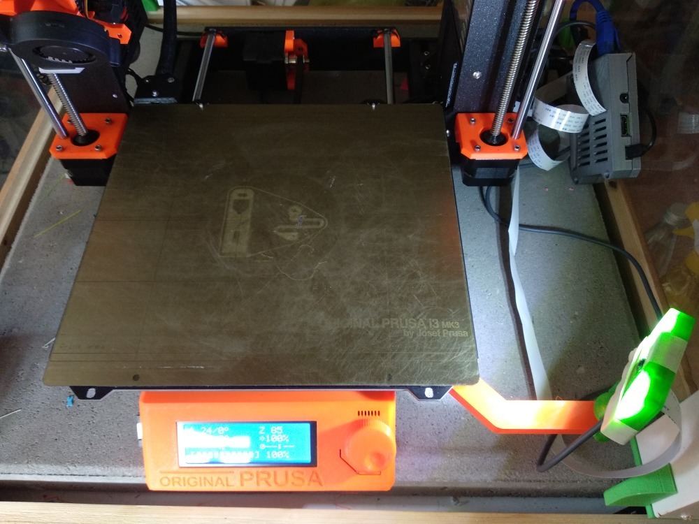 Free 3D file Yet another camera bed mount for prusa MK3・3D print object ...