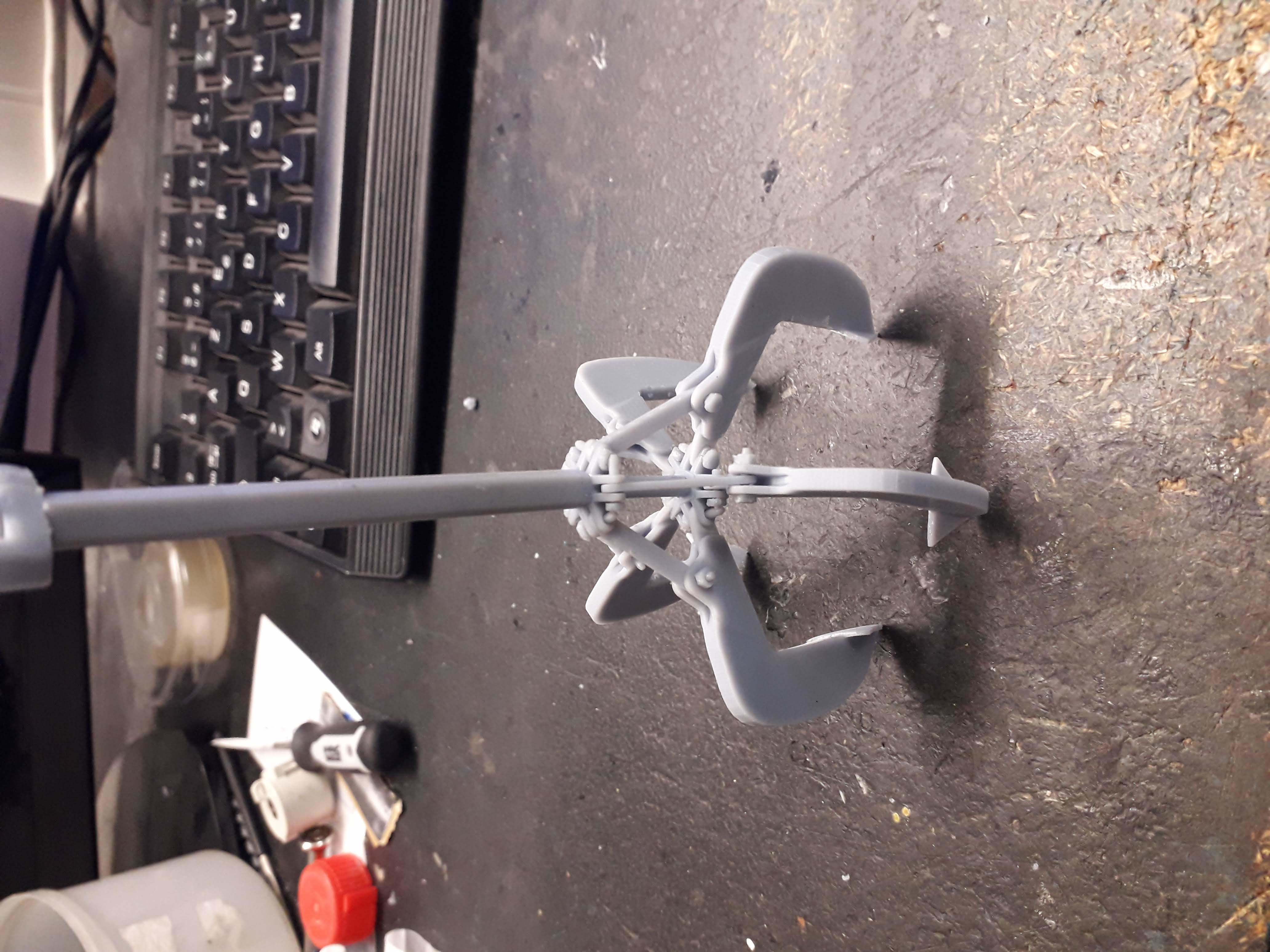 STL file Scrap metal grapple 5 claws for crane for printer RESINE 🏗️・3D ...