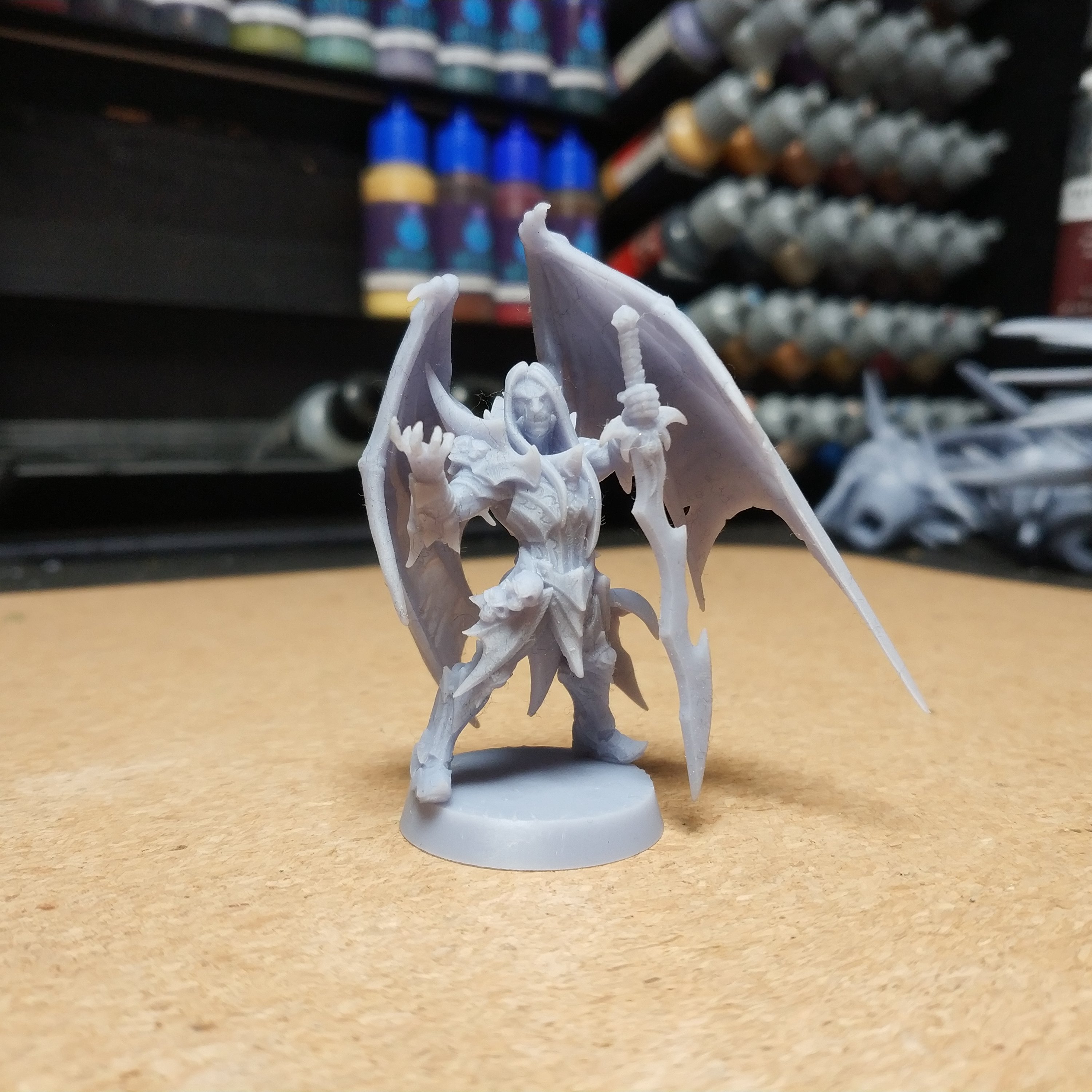 STL file Miniature bases, 25mm, 32mm (pre-supported) ⚔・Model to ...