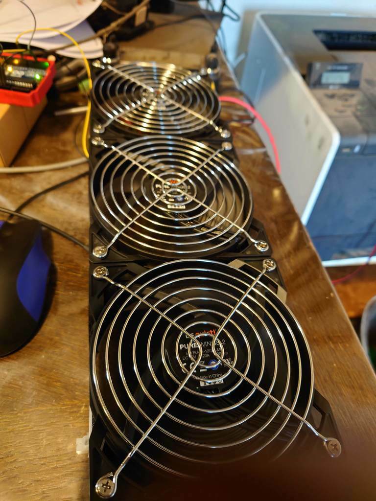 Free 3D file 120 mm fan cooling tower・3D printable object to download・Cults