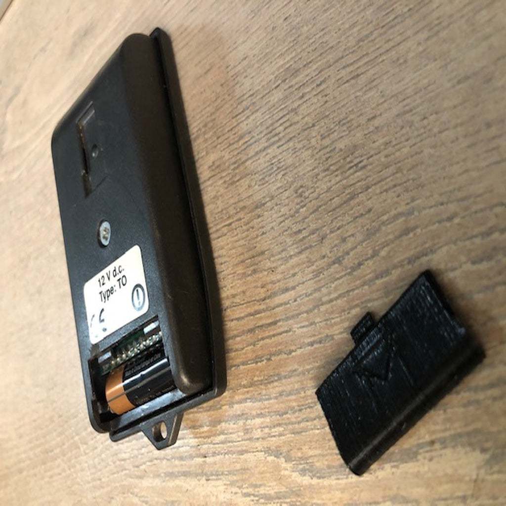 Fichier STL gratuit Cover remote BFT (couvercle piles BFT)・Modèle ...