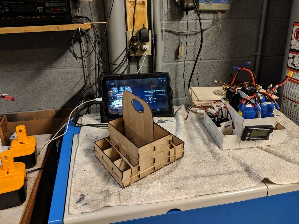 Free 3D file Battery Box・3D print model to download・Cults