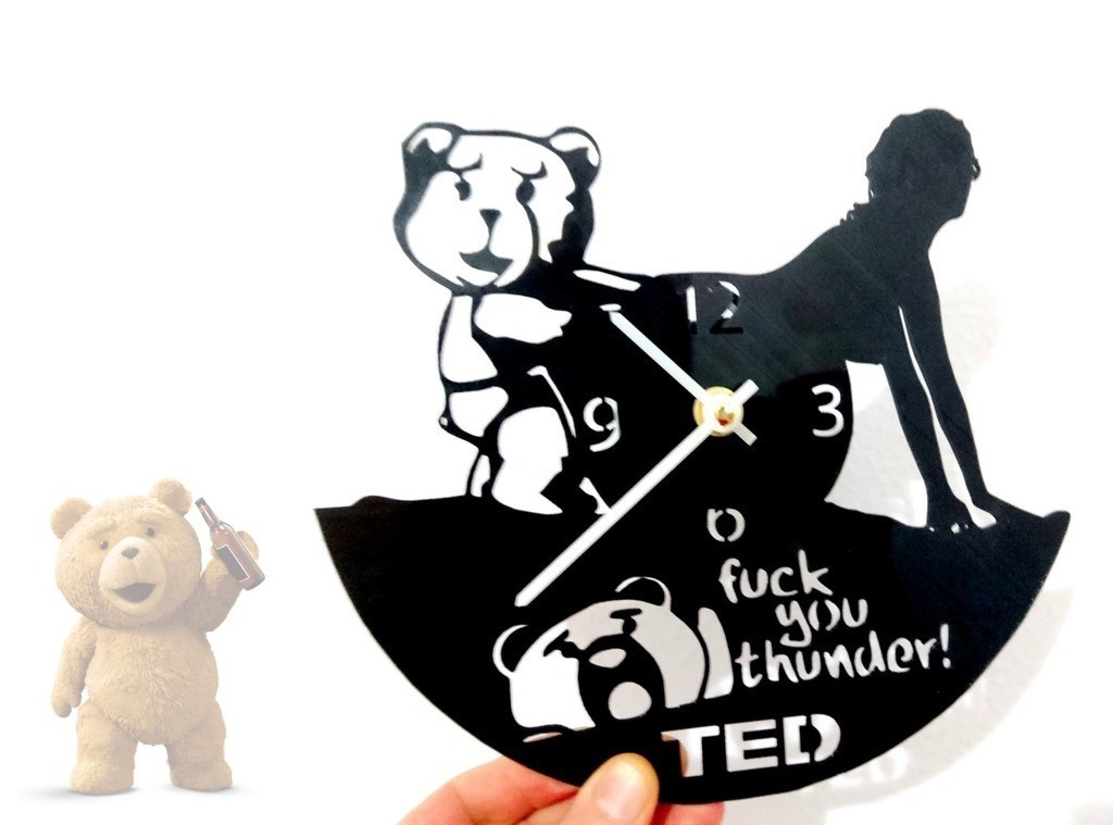 Archivo STL gratis Reloj Ted・Objeto para impresora 3D para descargar・Cults