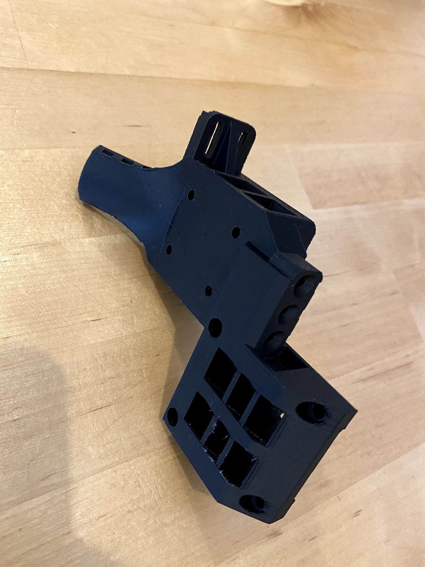 Free 3D file Ratrig v-core pro Hemera mount - endstop, bltouch, mgn15 🔧 ...
