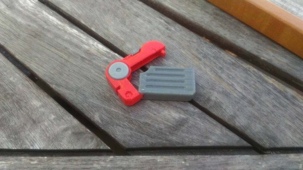 Free STL file Fallout HoloTape 🎮・Model to download and 3D print・Cults