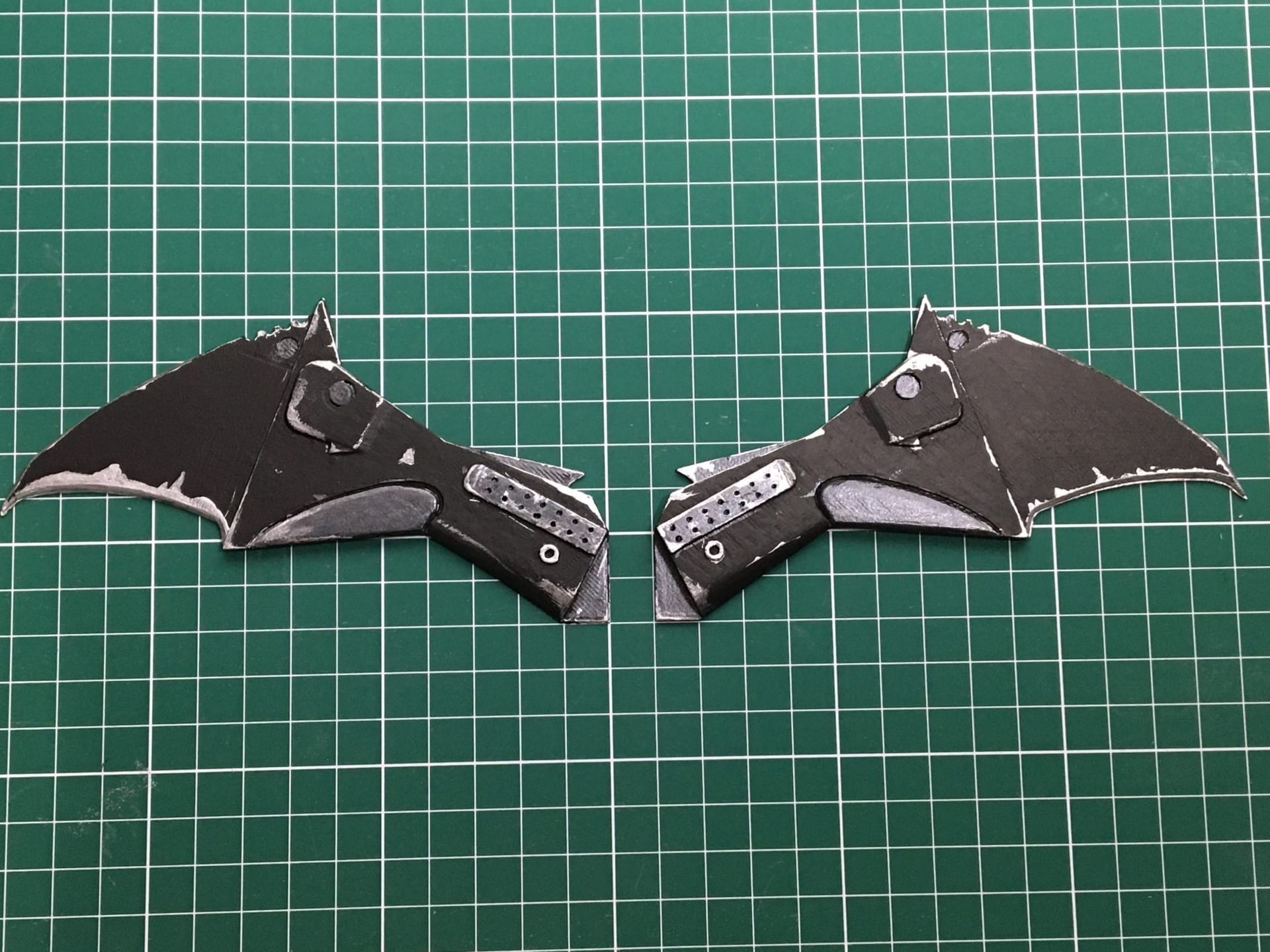 STL file logo/chest emblem "The Batman 2021 Robert Pattinson" style・3D ...