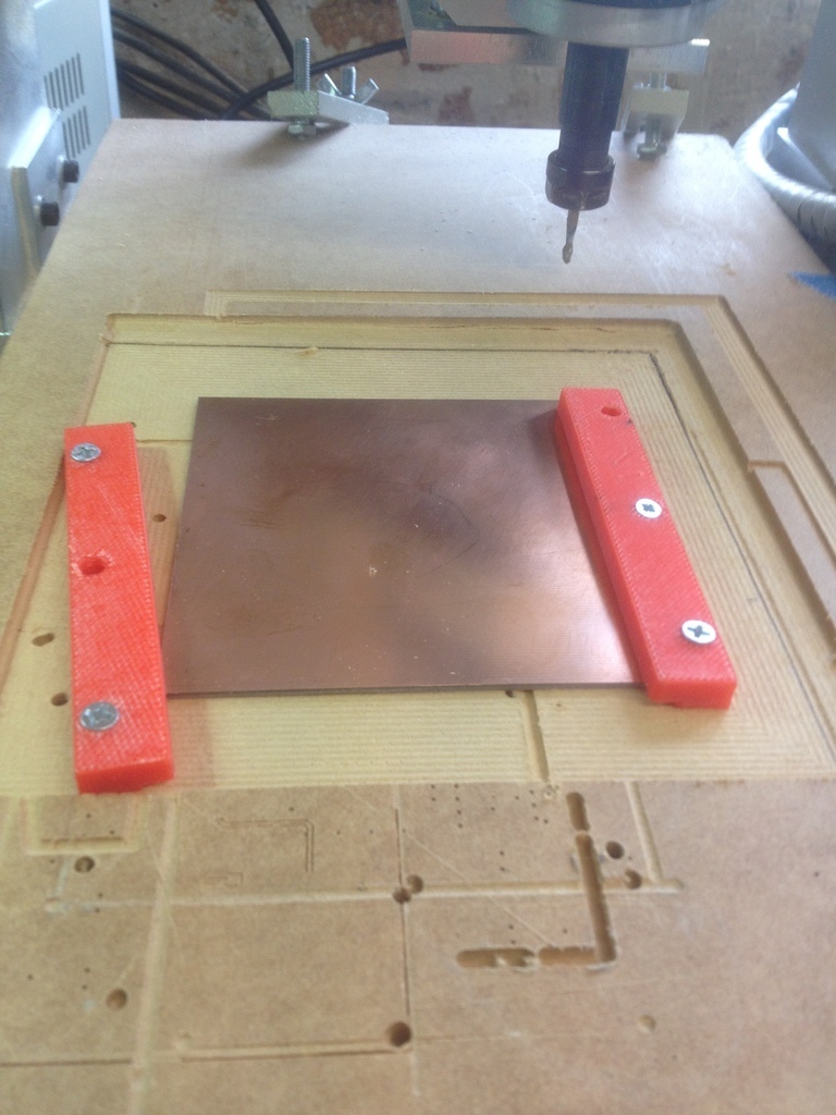 Free 3D file PCB Hold Down Clamps・3D print design to download・Cults