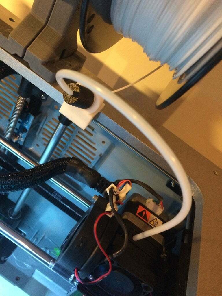 Free STL file Filament guide・3D printable model to download・Cults