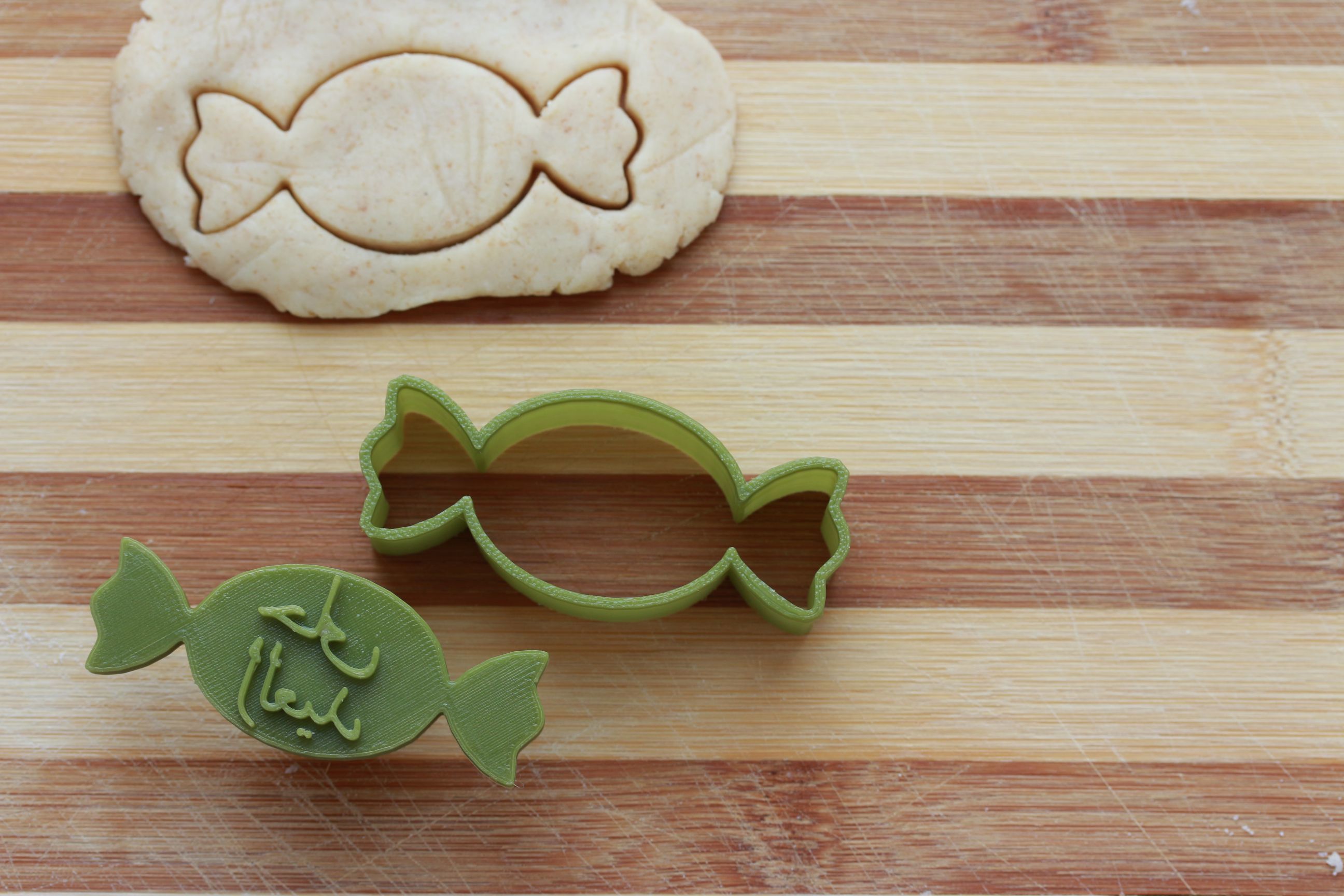 STL file Candy Cookie Cutter・Model to download and 3D print・Cults