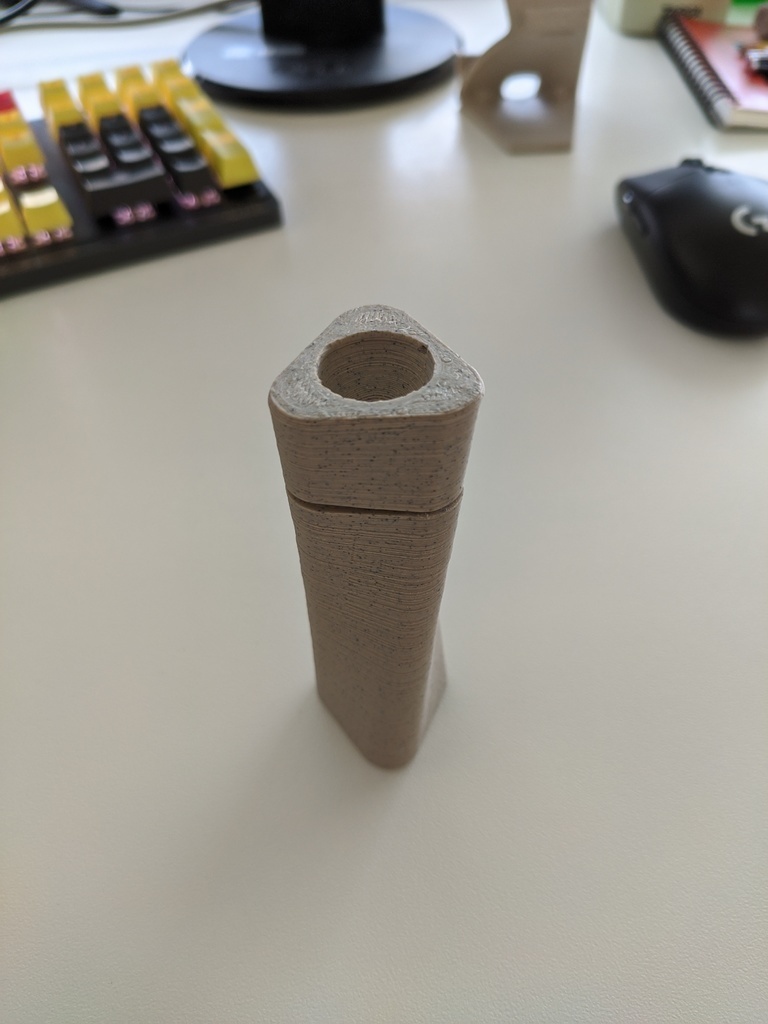 Free 3D file Bone shaped pill container with half pill lid・3D printing ...