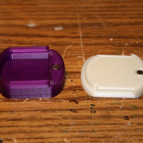 Download free 3D printing files Pill Box with Magnets - Enlarged ・ Cults