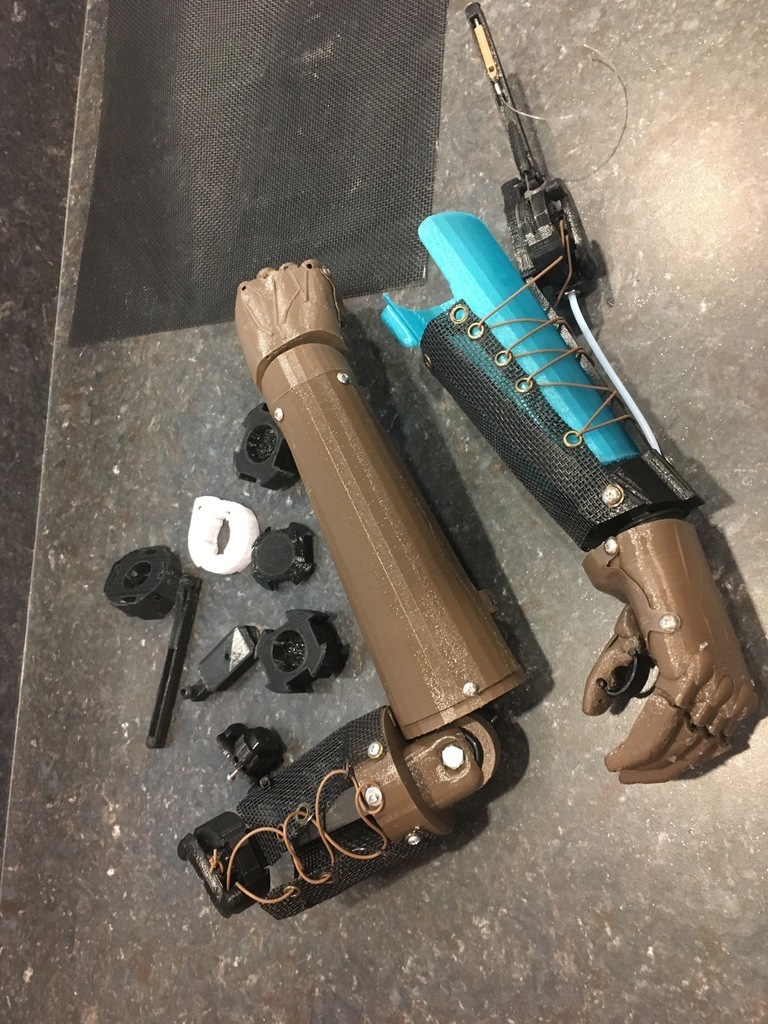 Free 3D file Adjustable Gauntlet System 👽・3D printer design to download ...