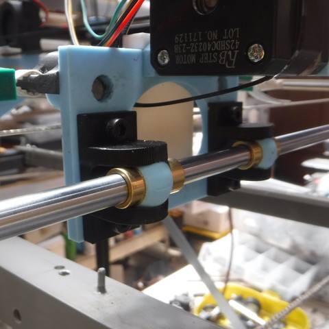 Download STL file self-aligning bushing mount for flsun 3d printer ・ Cults