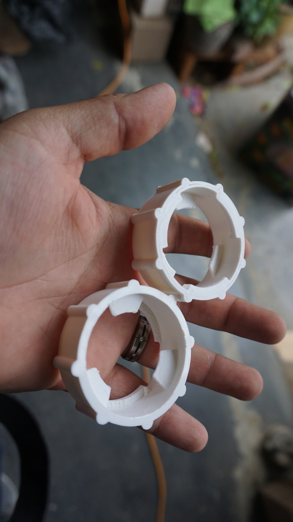 Free 3D file '98 Nissan Quest - Headlight Bulb Lock Ring・3D printable ...