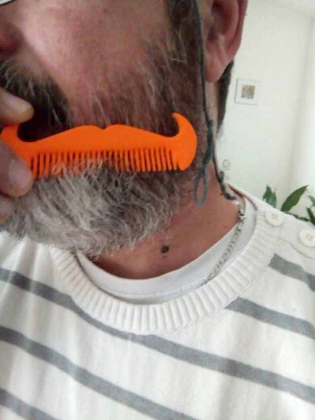 Free STL file beard comb・3D printable design to download・Cults