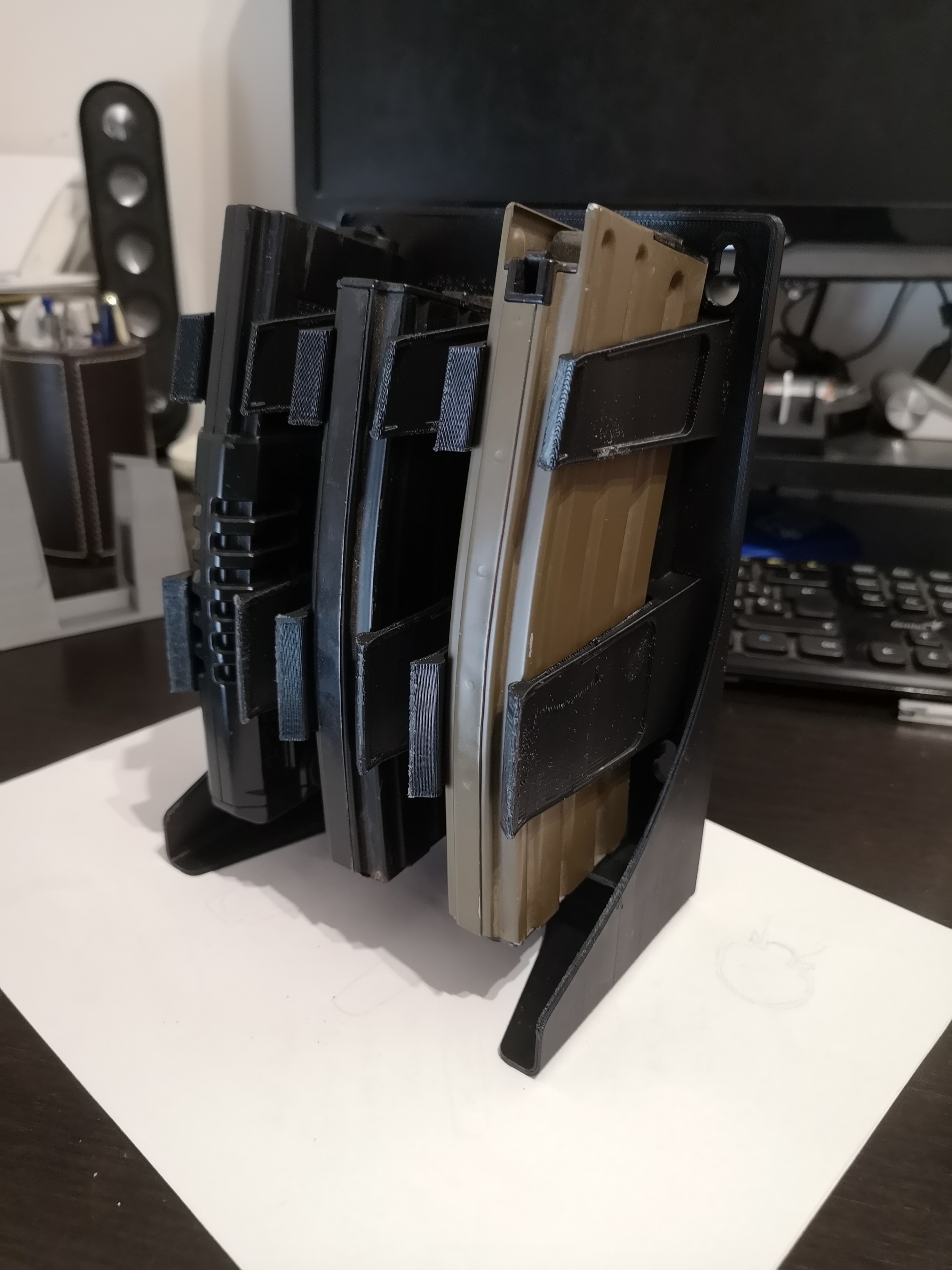 STL file M4 magazine holder・Model to download and 3D print・Cults