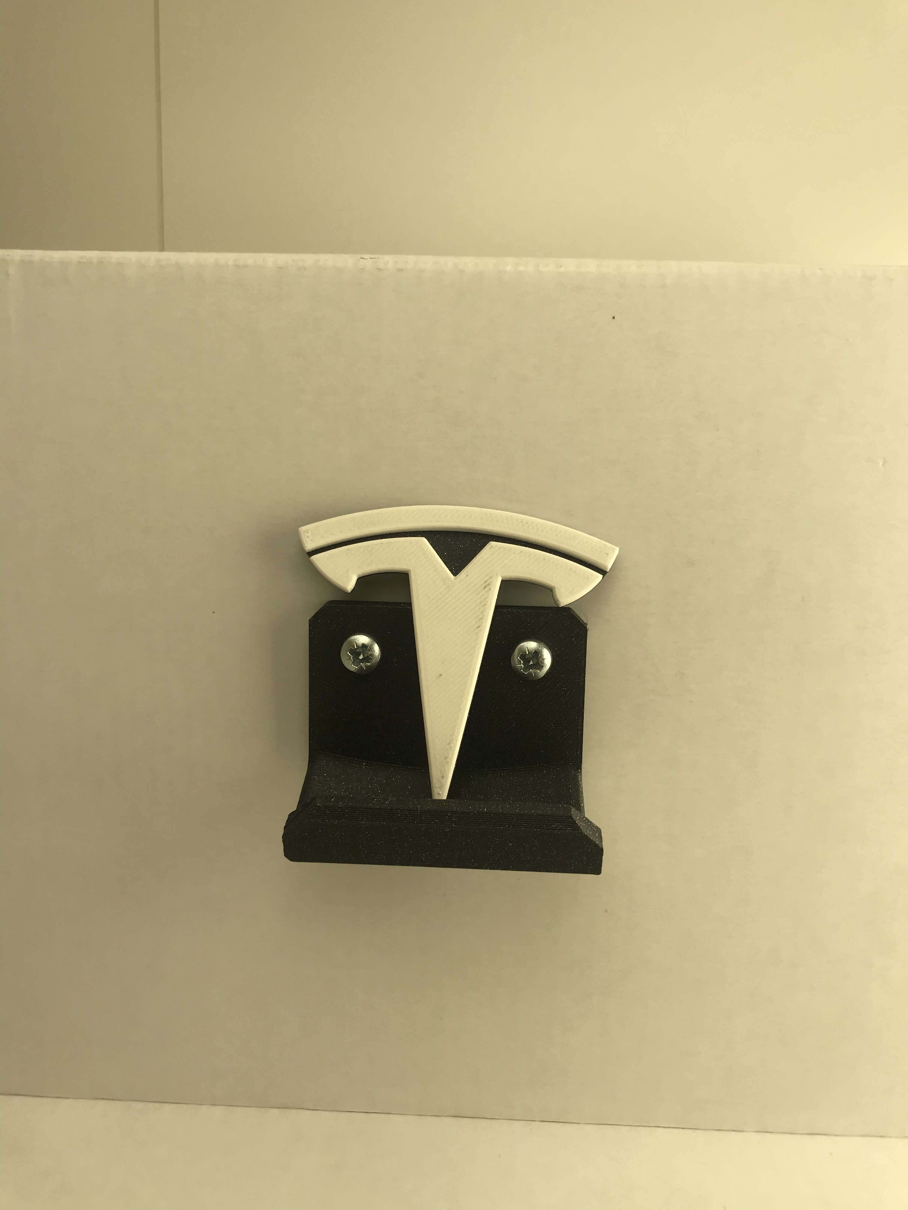STL file Tesla - car brand・Model to download and 3D print・Cults
