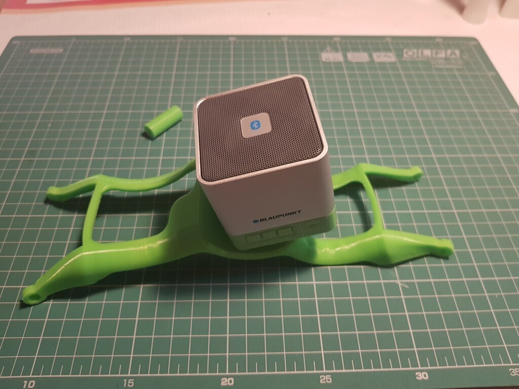 Free STL file BT Speaker case・Design to download and 3D print・Cults