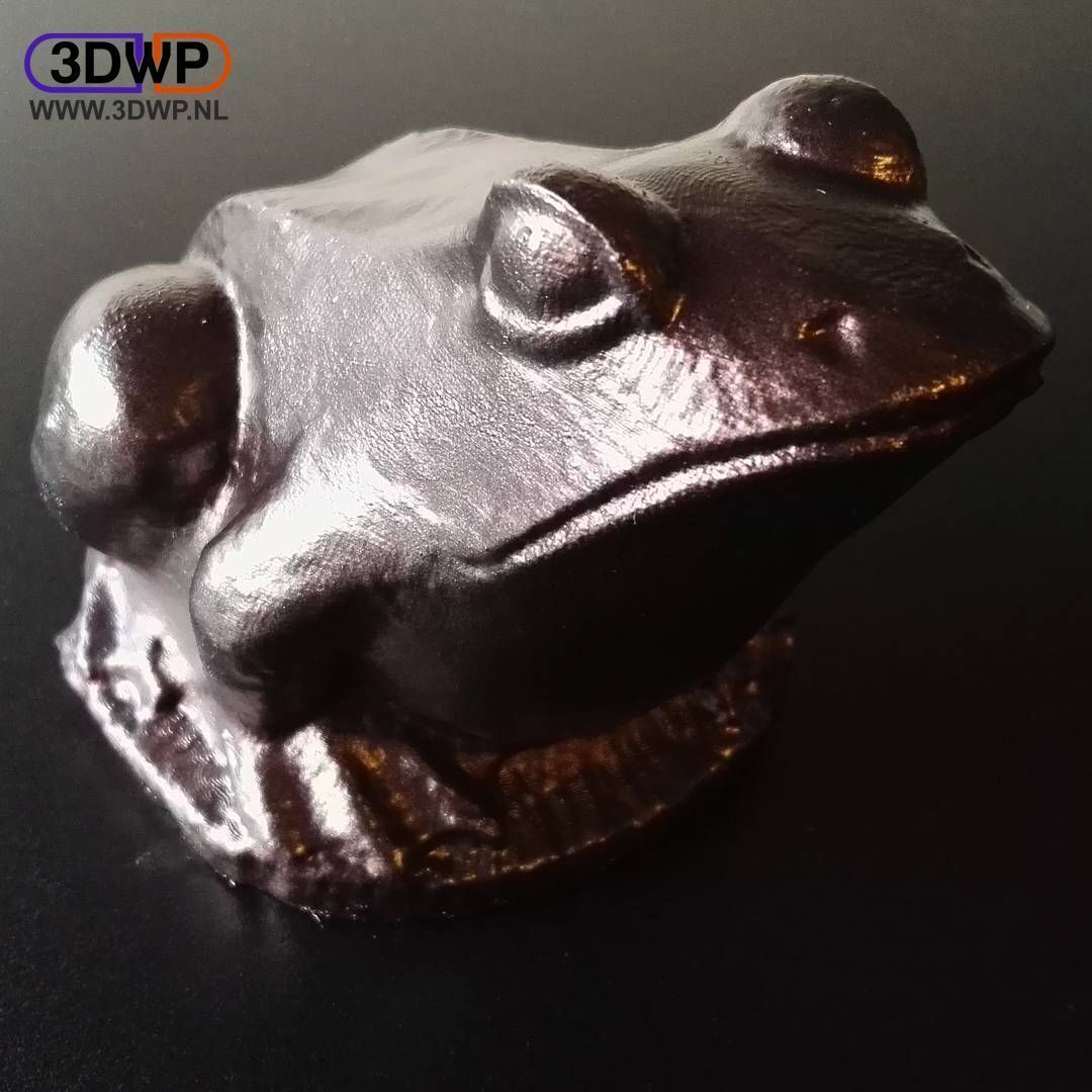 Free STL file Frog Sculpture 3D Scan 🐸・3D printing idea to download・Cults