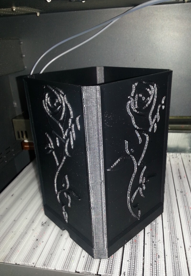 STL file Rose Lithophane Lamp・3D printer model to download・Cults