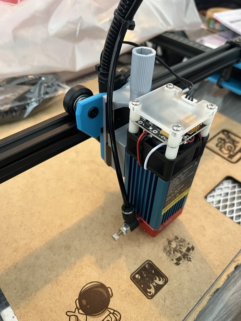 Free 3D file Adjustable Laser Mount 🧞‍♂️・Design to download and 3D ...