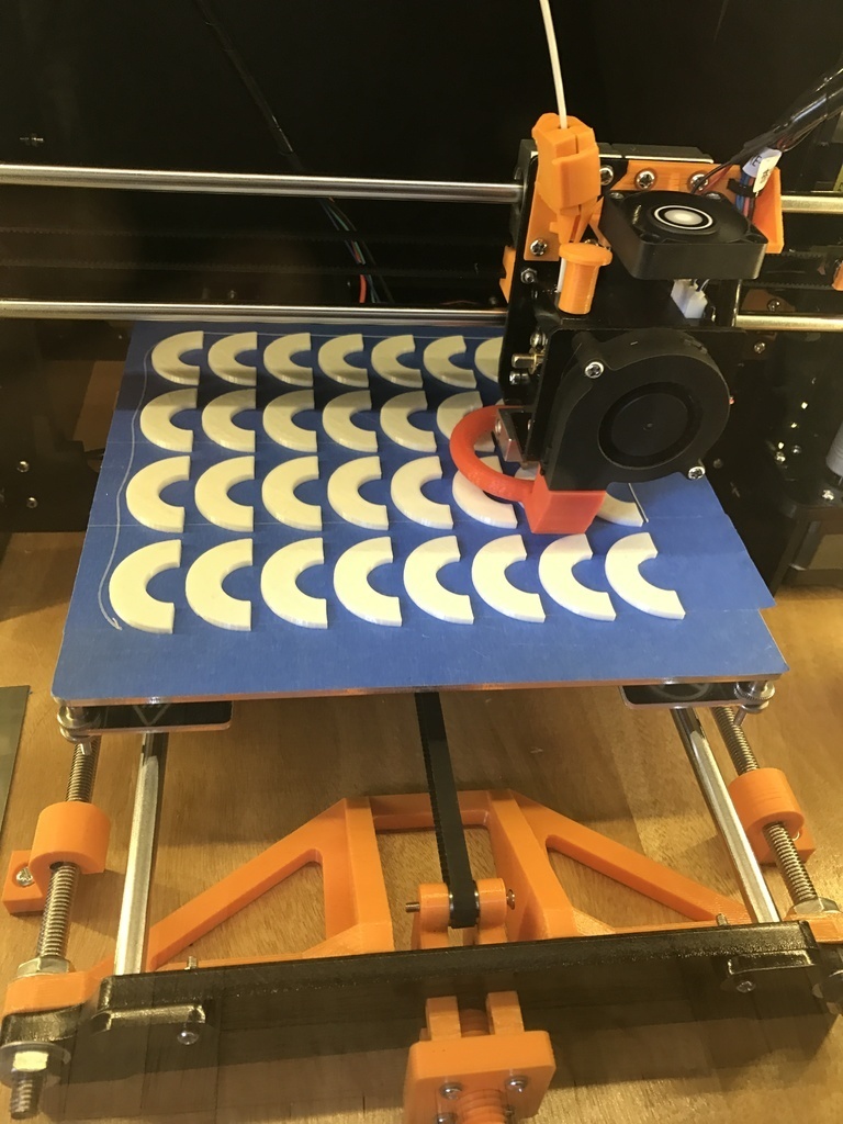Free 3D file Heating Pipe coverage (Heizungsrohre Abdeckung) 18mm・3D ...
