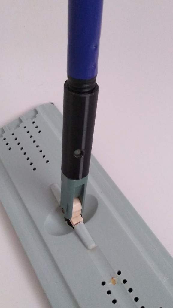 Free STL file Mop handel adapter・Design to download and 3D print・Cults