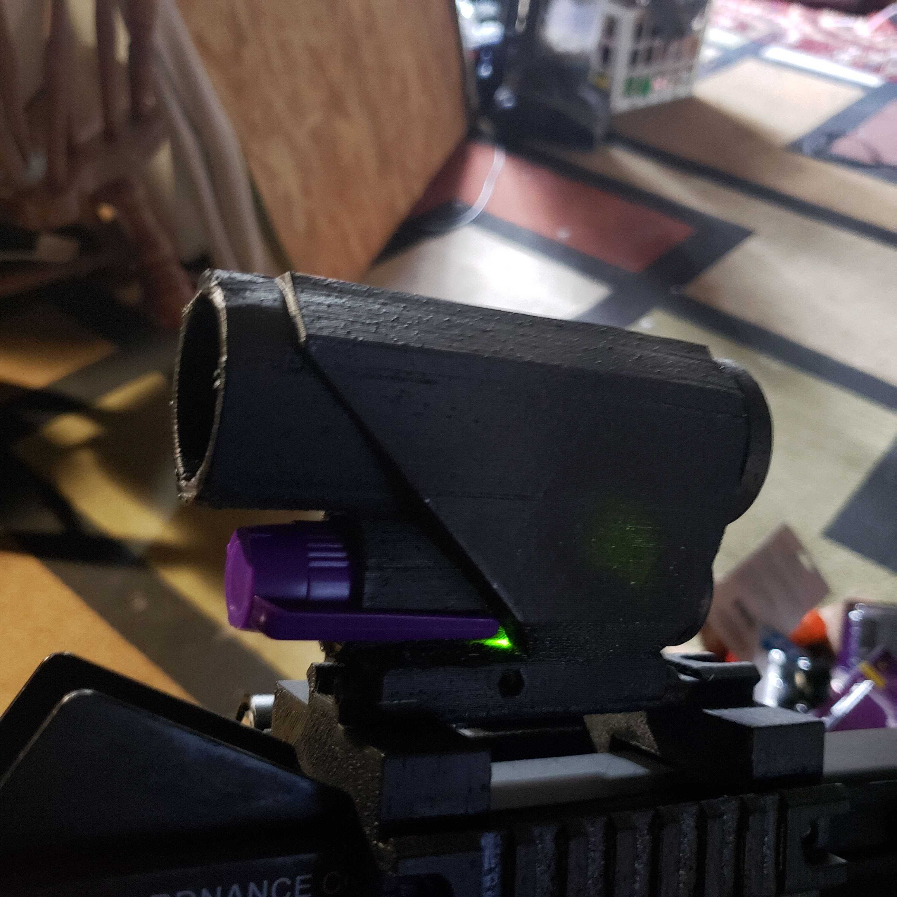 Free 3D file Big ol Mock scope with working reticle / hologram 🔫・3D ...