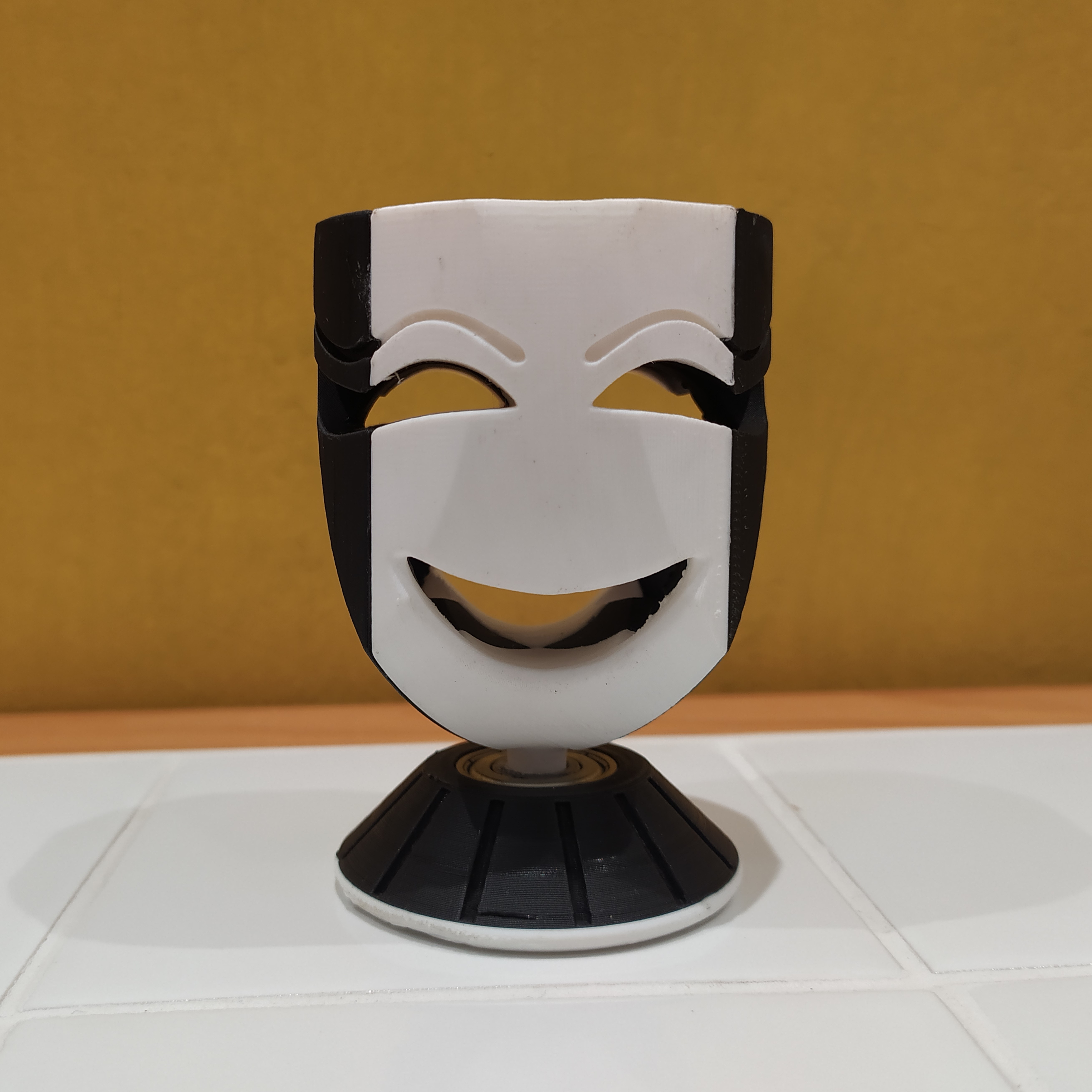 STL file Comedy and Tragedy masks with perspectives 🎭・Model to download ...